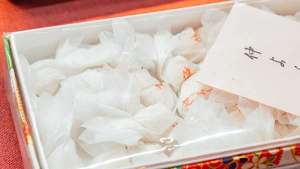 橘香堂 〜 倉敷の伝統銘菓「むらすゞめ」発祥の店。倉敷初のバームクーヘンやむらすゞめ手焼き体験もおすすめ - 倉敷とことこ